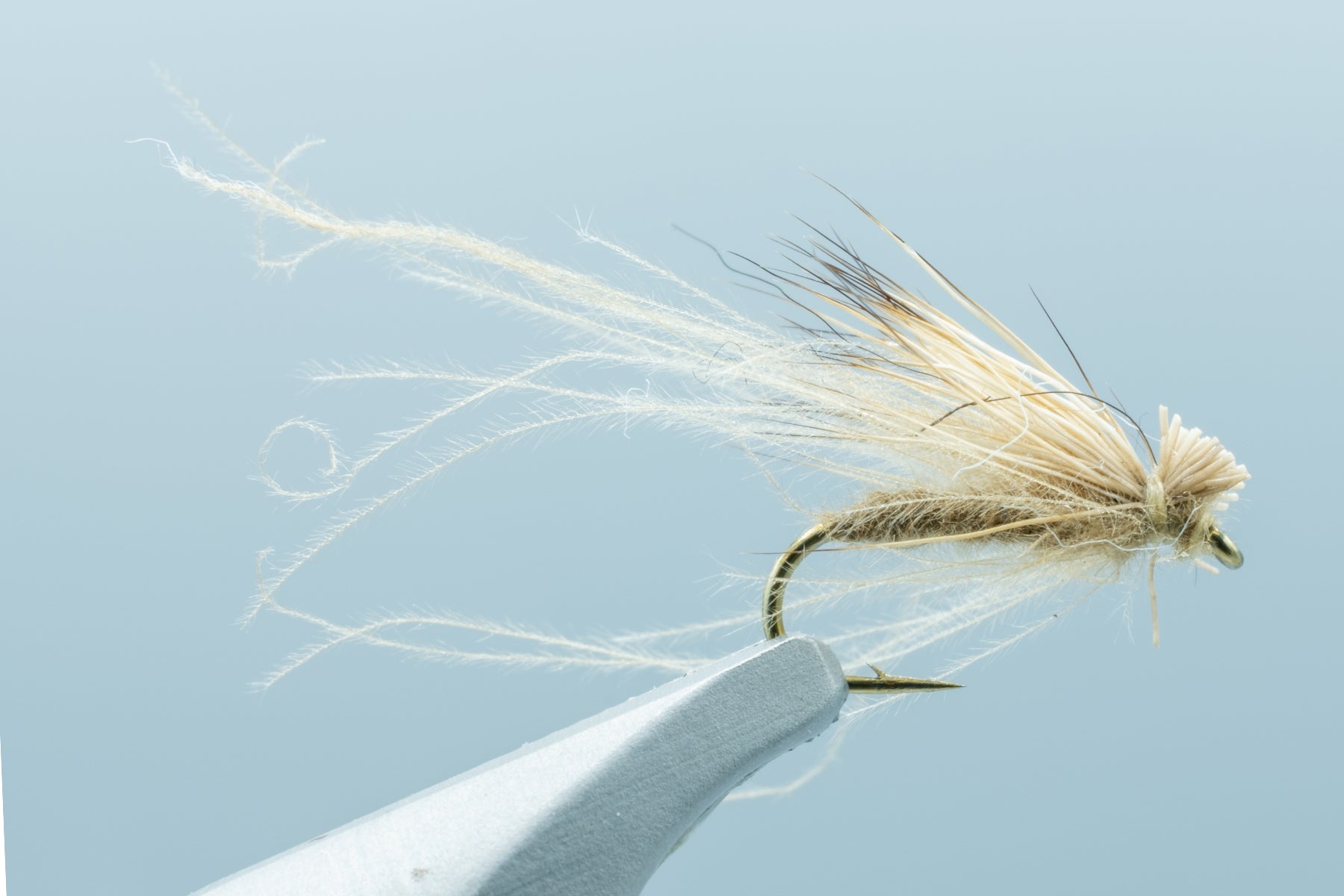 Delektable CDC Caddis Tan #14 – Madison River Fishing Company