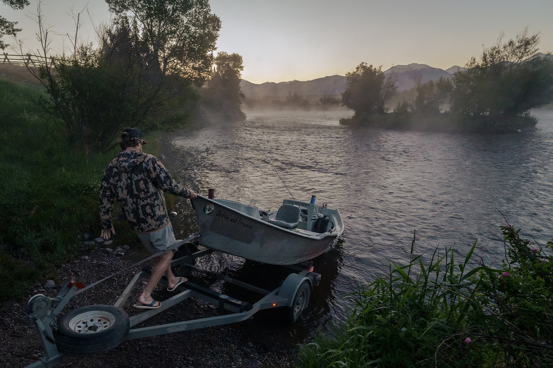 HOOT-OWL HOWLIN BY MY WINDOW NOW – Madison River Fishing Company