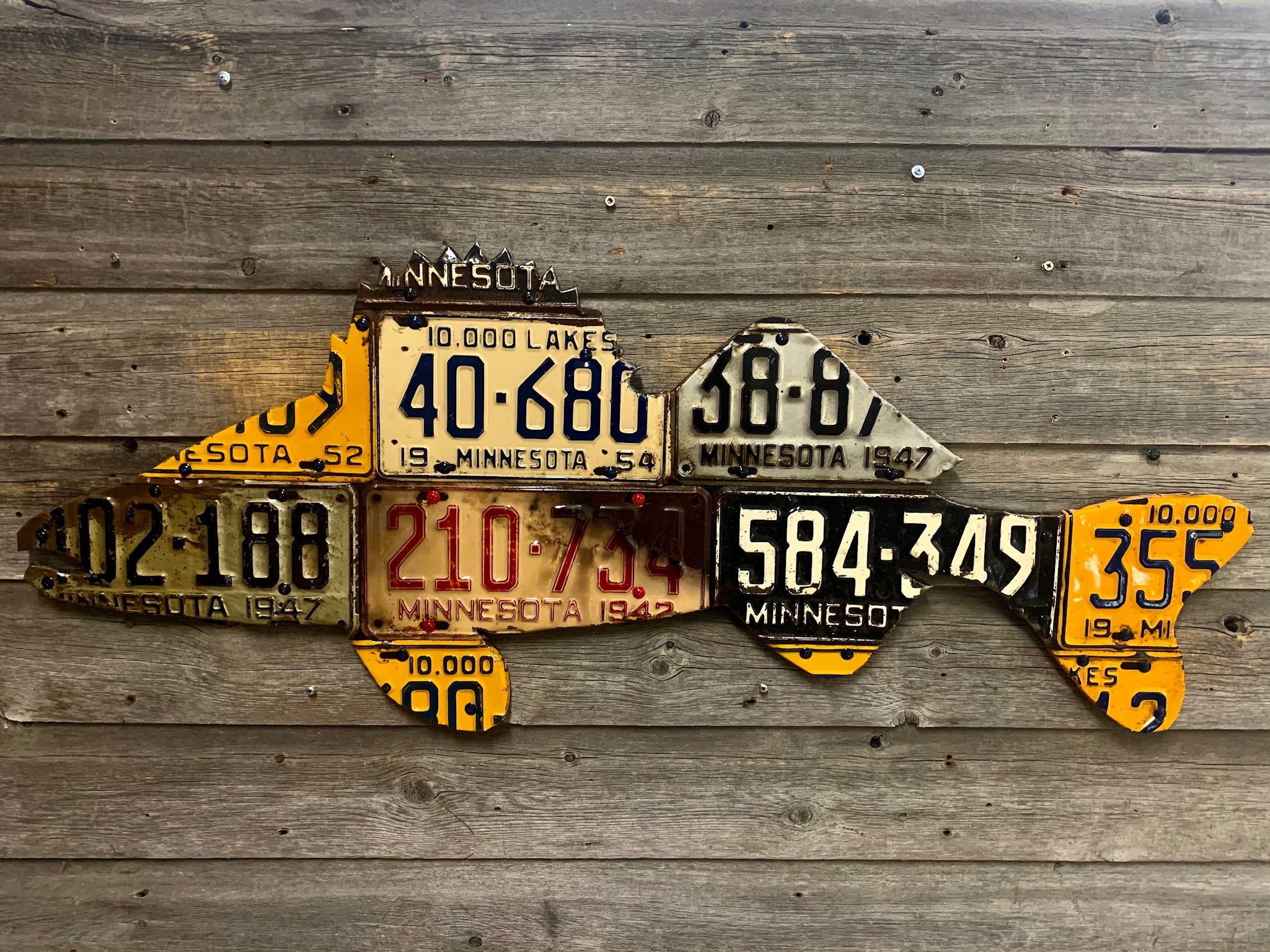 Minnesota Antique Walleye License Plate Art – Madison River Fishing Company
