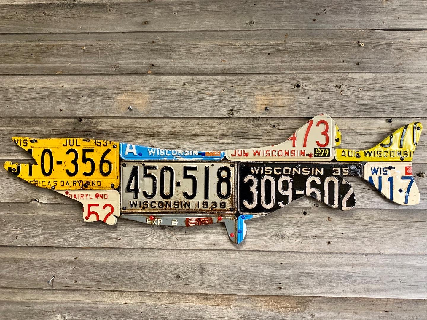 Wisconsin Pike/Muskie License Plate Art – Madison River Fishing Company